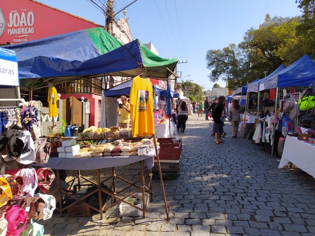 Um novo velho teatro - Banzeiros